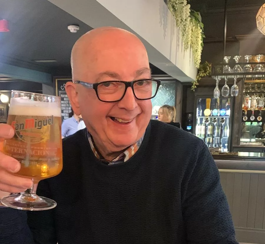 "Giving back" - how Bob inspired others with his multiple myeloma ...